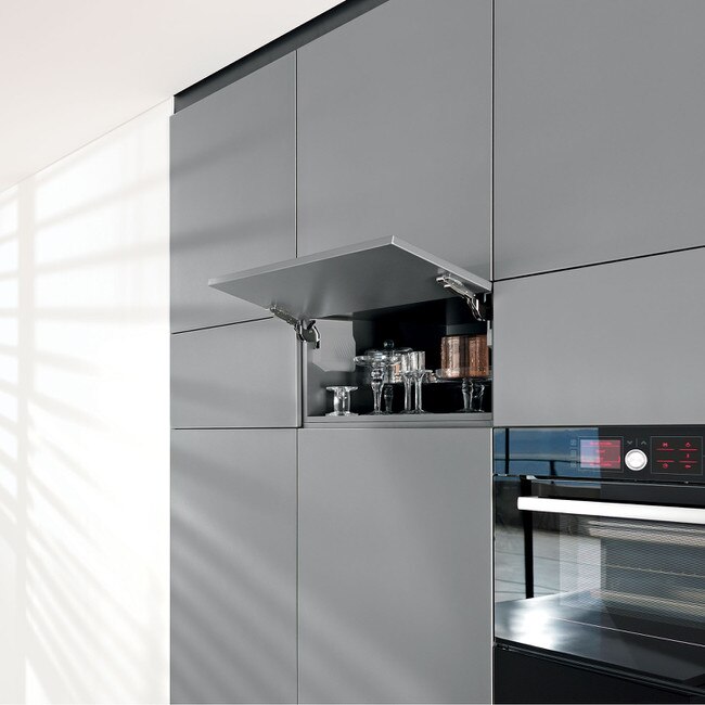 Blum Aventos HK-XS with Blumotion Hinge Mounting Plate for Frameless Applications | 175H3100